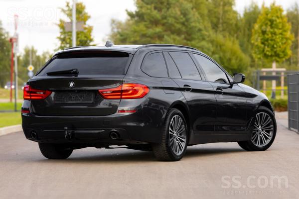 Pelēks BMW 520 2019 Jelgava, ar dzinēja tilpumu 2.00 L un nobraukumu 0 tūkst. km par 17500 €, foto 5 vietnē AUTOMOTO.COM.LV