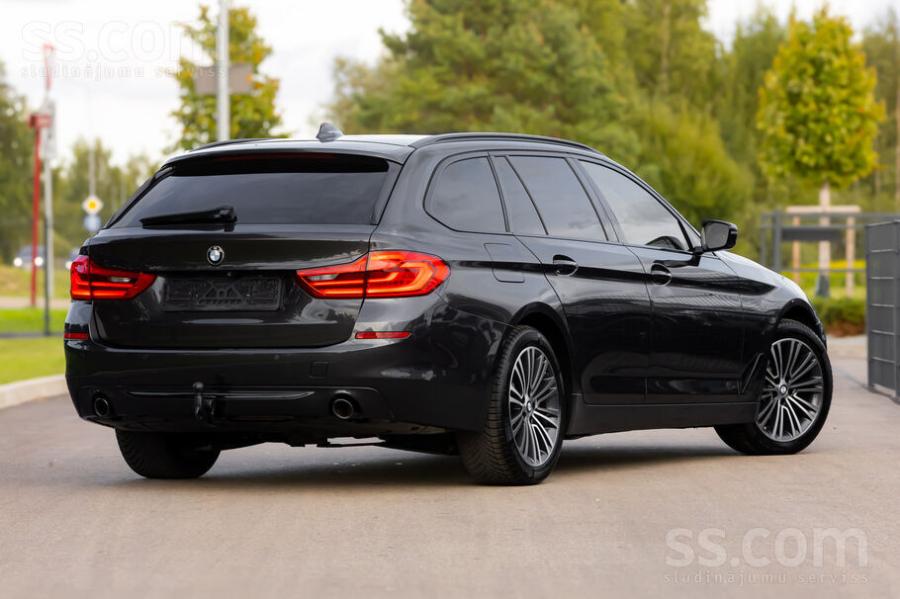 Pelēks BMW 520 2019 Jelgava, ar dzinēja tilpumu 2.00 L un nobraukumu 0 tūkst. km par 17500 €, foto 5 vietnē AUTOMOTO.COM.LV