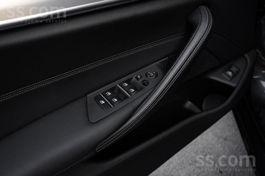 Pelēks BMW 520 2019 Jelgava, ar dzinēja tilpumu 2.00 L un nobraukumu 0 tūkst. km par 17500 €, foto 19 vietnē AUTOMOTO.COM.LV