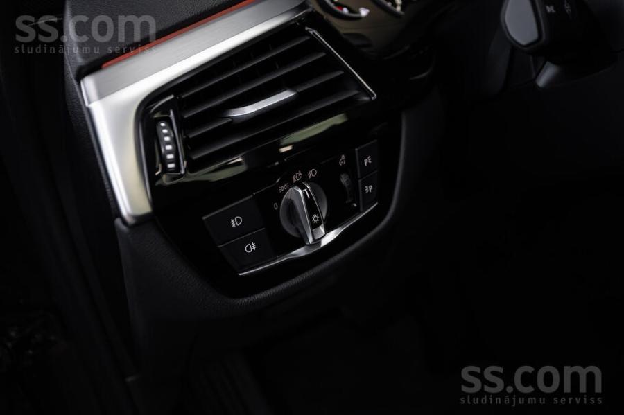 Pelēks BMW 520 2019 Jelgava, ar dzinēja tilpumu 2.00 L un nobraukumu 0 tūkst. km par 17500 €, foto 20 vietnē AUTOMOTO.COM.LV