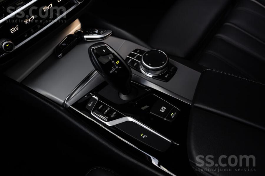 Pelēks BMW 520 2019 Jelgava, ar dzinēja tilpumu 2.00 L un nobraukumu 0 tūkst. km par 17500 €, foto 23 vietnē AUTOMOTO.COM.LV