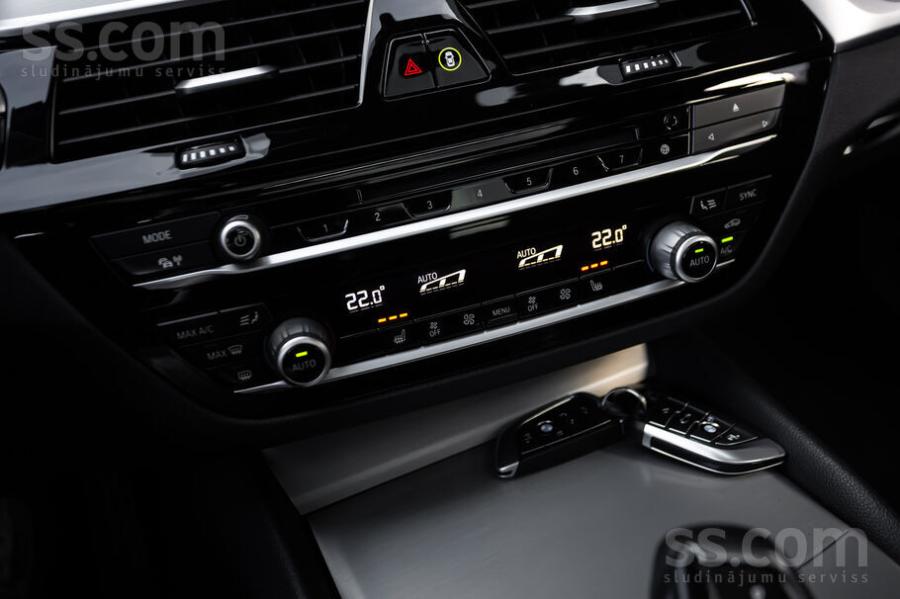 Pelēks BMW 520 2019 Jelgava, ar dzinēja tilpumu 2.00 L un nobraukumu 0 tūkst. km par 17500 €, foto 24 vietnē AUTOMOTO.COM.LV