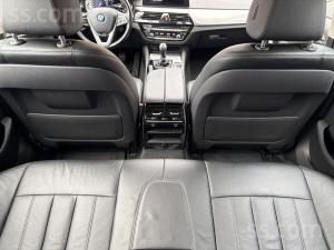 Grey BMW 520 2019 in Riga, with an engine capacity of 2.00 L and mileage of 199 thousand km for 15990 €, photo 10 on AUTOMOTO.COM.LV