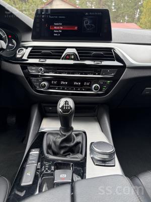 Grey BMW 520 2019 in Riga, with an engine capacity of 2.00 L and mileage of 199 thousand km for 15990 €, photo 12 on AUTOMOTO.COM.LV