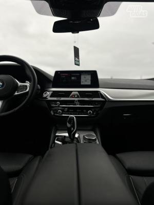 Серый БМВ 520 2019 в Каунас, объемом двигателя 2.00 л и пробегом 227 тыс. км за 17700 €, фото 28 на AUTOMOTO.COM.LV