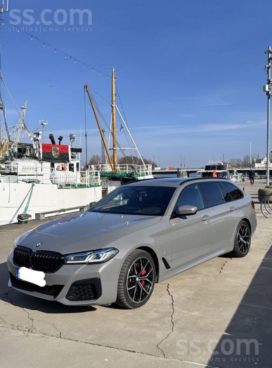 Grey BMW 520 2020 in Aizkraukle, with an engine capacity of 2.00 L and mileage of 112 thousand km for 37500 €, photo 3 on AUTOMOTO.COM.LV