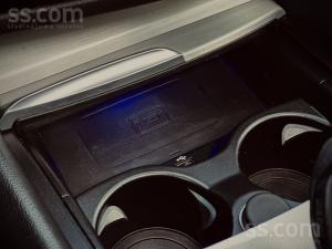 Grey BMW 520 2020 in Riga, with an engine capacity of 2.00 L and mileage of 132 thousand km for 21799 €, photo 19 on AUTOMOTO.COM.LV