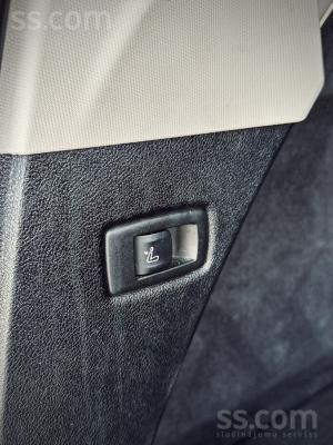 Grey BMW 520 2020 in Riga, with an engine capacity of 2.00 L and mileage of 132 thousand km for 21799 €, photo 22 on AUTOMOTO.COM.LV