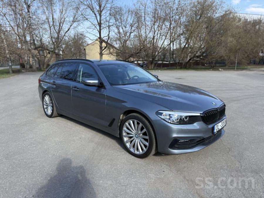 Grey BMW 520 2020 in Riga, with an engine capacity of 2.00 L and mileage of 69 thousand km for 19900 €, photo 3 on AUTOMOTO.COM.LV