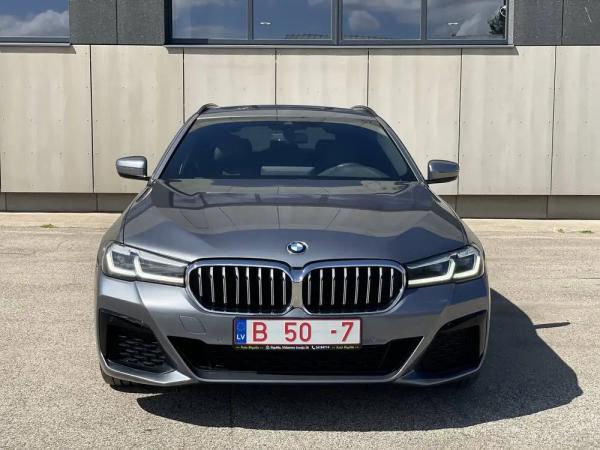 Grey BMW 520 2020 in Sigulda, with an engine capacity of 2.00 L and mileage of 169 thousand km for 24990 €, photo 2 on AUTOMOTO.COM.LV