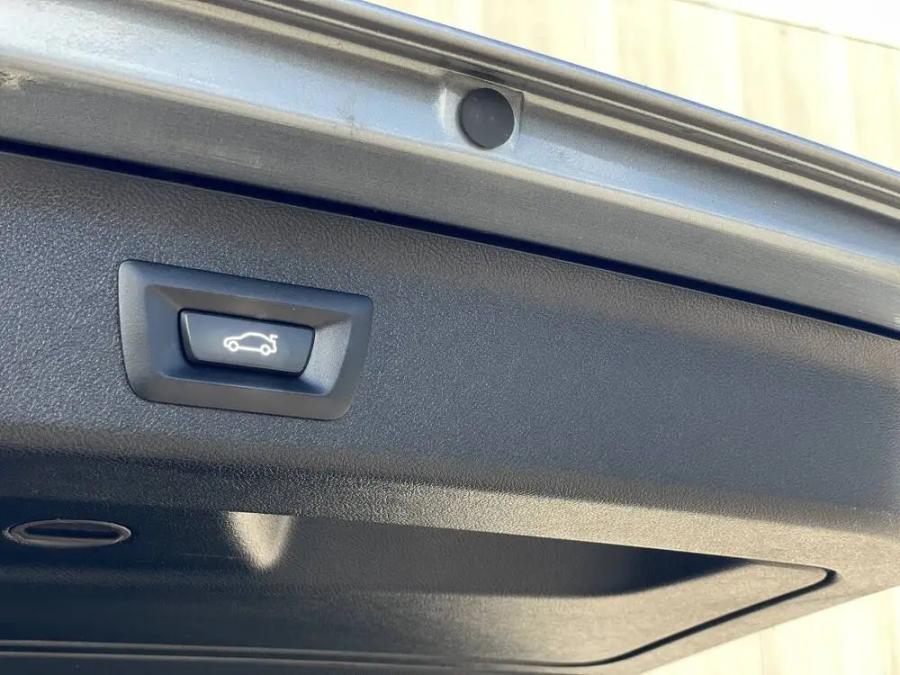 Pelēks BMW 520 2020 Sigulda, ar dzinēja tilpumu 2.00 L un nobraukumu 169 tūkst. km par 24990 €, foto 16 vietnē AUTOMOTO.COM.LV