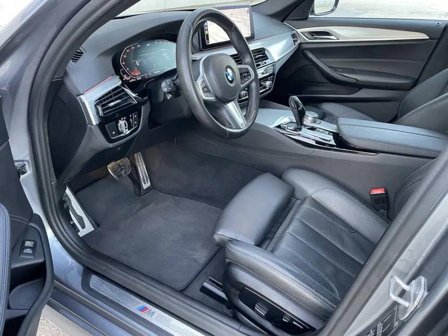 Pelēks BMW 520 2020 Sigulda, ar dzinēja tilpumu 2.00 L un nobraukumu 169 tūkst. km par 24990 €, foto 17 vietnē AUTOMOTO.COM.LV