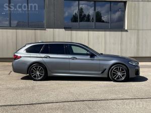 Pelēks BMW 520 2020 Rīga, ar dzinēja tilpumu 2.00 L un nobraukumu 169 tūkst. km par 24990 €, foto 10 vietnē AUTOMOTO.COM.LV
