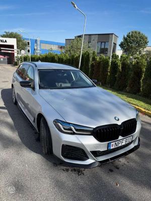 Grey BMW 520 2020 in Vilnius, with an engine capacity of 2.00 L and mileage of 160 thousand km for 23500 €, photo 4 on AUTOMOTO.COM.LV