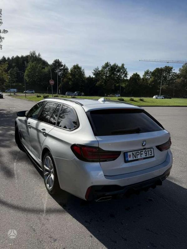Grey BMW 520 2020 in Vilnius, with an engine capacity of 2.00 L and mileage of 160 thousand km for 23500 €, photo 6 on AUTOMOTO.COM.LV