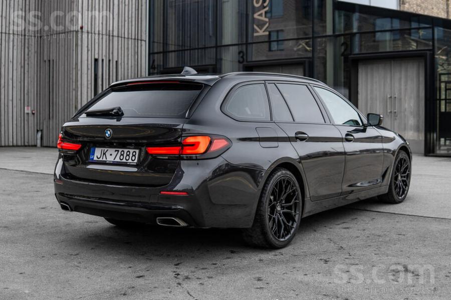 Pelēks BMW 520 2021 Ogre, ar dzinēja tilpumu 2.00 L un nobraukumu 98 tūkst. km par 32500 €, foto 4 vietnē AUTOMOTO.COM.LV