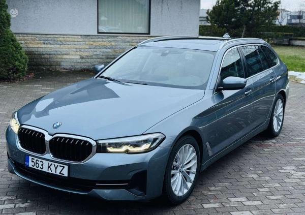 Grey BMW 520 2021 in Parnu, with an engine capacity of 2.00 L and mileage of 76 thousand km for 28000 €, photo 2 on AUTOMOTO.COM.LV