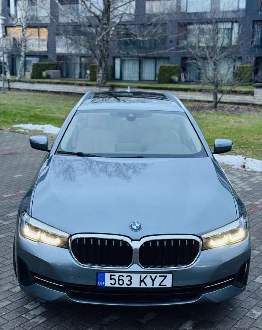 Grey BMW 520 2021 in Parnu, with an engine capacity of 2.00 L and mileage of 76 thousand km for 28000 €, photo 11 on AUTOMOTO.COM.LV