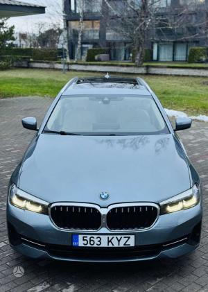 Grey BMW 520 2021 in Parnu, with an engine capacity of 2.00 L and mileage of 76 thousand km for 28000 €, photo 12 on AUTOMOTO.COM.LV