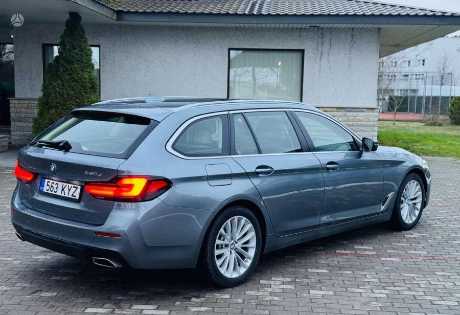 Grey BMW 520 2021 in Parnu, with an engine capacity of 2.00 L and mileage of 76 thousand km for 28000 €, photo 18 on AUTOMOTO.COM.LV
