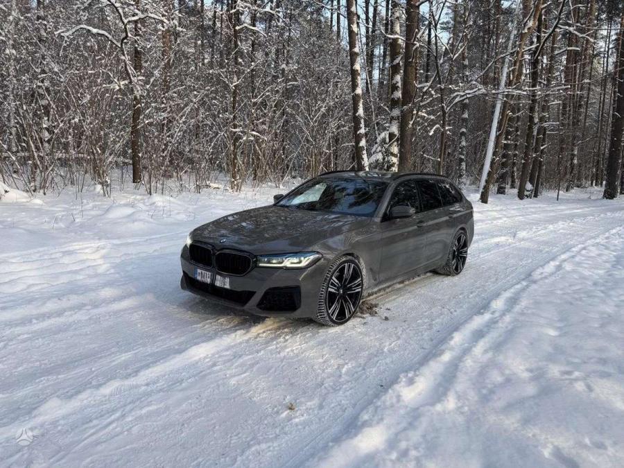 Pelēks BMW 520 2021 Kauņa, ar dzinēja tilpumu 2.00 L un nobraukumu 93 tūkst. km par 29000 €, foto 2 vietnē AUTOMOTO.COM.LV