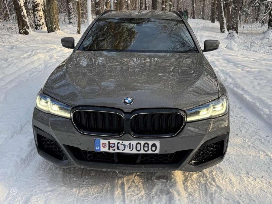 Pelēks BMW 520 2021 Kauņa, ar dzinēja tilpumu 2.00 L un nobraukumu 93 tūkst. km par 29000 €, foto 3 vietnē AUTOMOTO.COM.LV