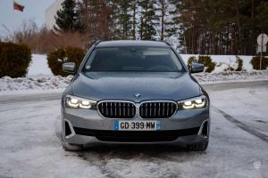 Pelēks BMW 520 2021 Elektrėnai, ar dzinēja tilpumu 2.00 L un nobraukumu 235 tūkst. km par 20900 €, foto 2 vietnē AUTOMOTO.COM.LV