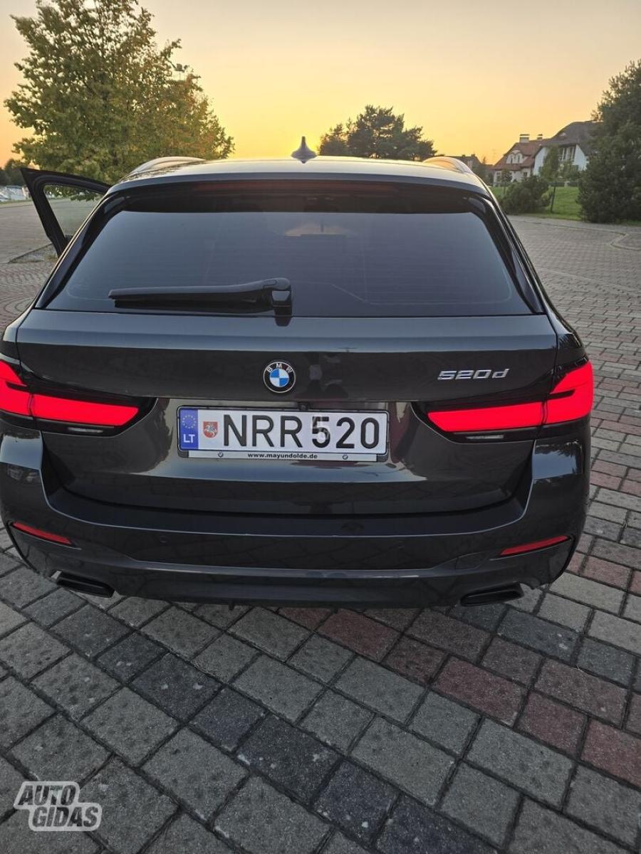 Grey BMW 520 2021 in Silute, with an engine capacity of 2.00 L and mileage of 0 thousand km for 20800 €, photo 5 on AUTOMOTO.COM.LV