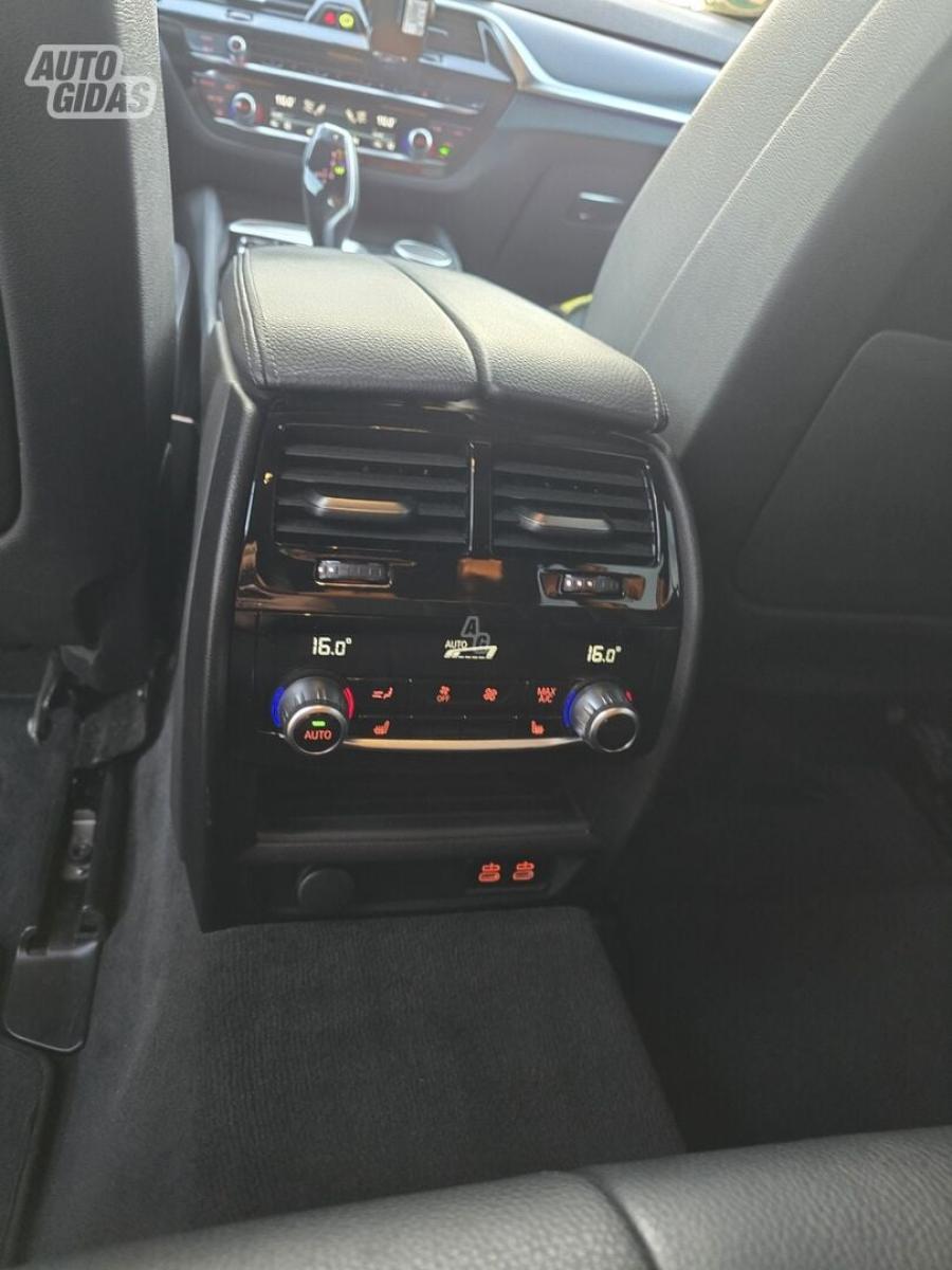 Grey BMW 520 2021 in Silute, with an engine capacity of 2.00 L and mileage of 0 thousand km for 20800 €, photo 11 on AUTOMOTO.COM.LV
