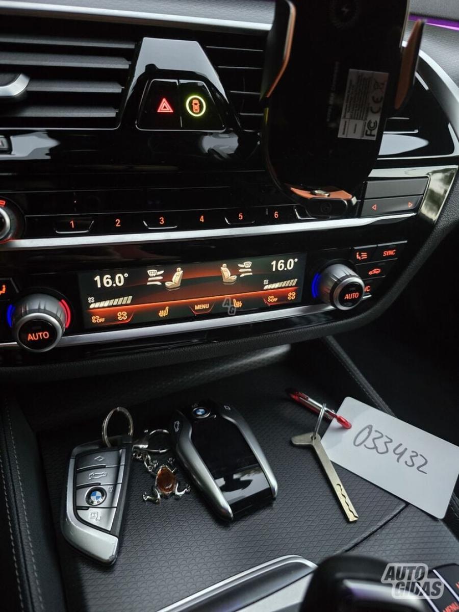 Grey BMW 520 2021 in Silute, with an engine capacity of 2.00 L and mileage of 0 thousand km for 20800 €, photo 16 on AUTOMOTO.COM.LV