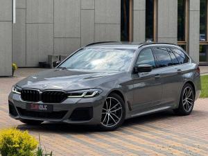 Grey BMW 520 2022 in Riga, with an engine capacity of 2.00 L and mileage of 182 thousand km for 24900 €, photo 7 on AUTOMOTO.COM.LV