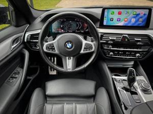 Grey BMW 520 2022 in Riga, with an engine capacity of 2.00 L and mileage of 182 thousand km for 24900 €, photo 43 on AUTOMOTO.COM.LV