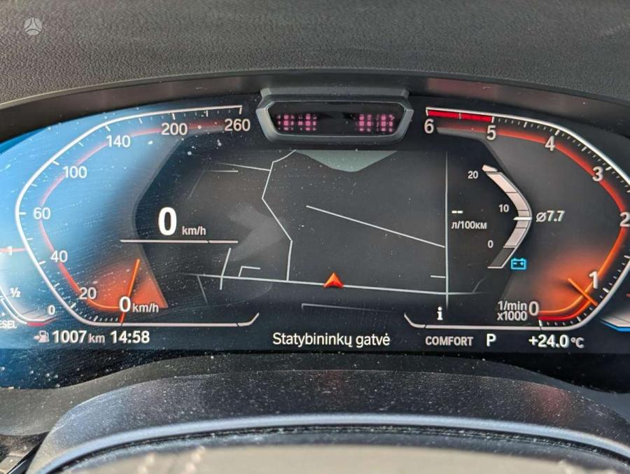 Grey BMW 520 2022 in Siauliai, with an engine capacity of 2.00 L and mileage of 241 thousand km for 20500 €, photo 12 on AUTOMOTO.COM.LV
