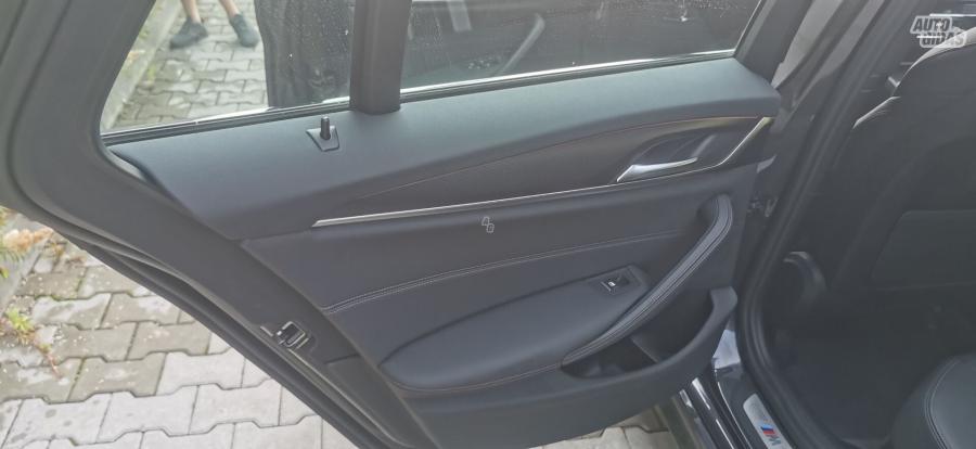 Pelēks BMW 520 2023 Viļņa, ar dzinēja tilpumu 2.00 L un nobraukumu 190 tūkst. km par 25850 €, foto 22 vietnē AUTOMOTO.COM.LV