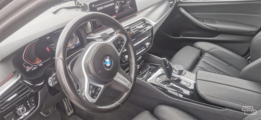 Pelēks BMW 520 2023 Viļņa, ar dzinēja tilpumu 2.00 L un nobraukumu 190 tūkst. km par 25850 €, foto 11 vietnē AUTOMOTO.COM.LV