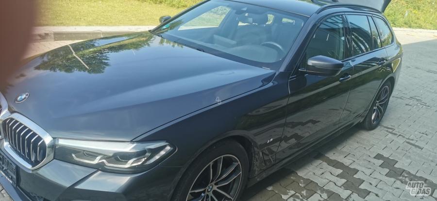 Pelēks BMW 520 2023 Viļņa, ar dzinēja tilpumu 2.00 L un nobraukumu 190 tūkst. km par 25850 €, foto 13 vietnē AUTOMOTO.COM.LV