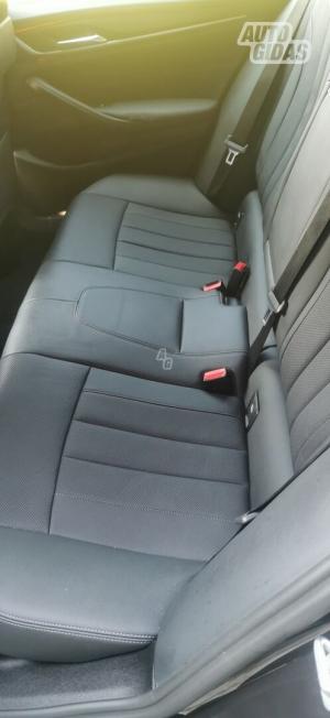 Pelēks BMW 520 2023 Viļņa, ar dzinēja tilpumu 2.00 L un nobraukumu 190 tūkst. km par 25850 €, foto 25 vietnē AUTOMOTO.COM.LV