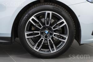 Pelēks BMW 520 2024 Rīga, ar dzinēja tilpumu 2.00 L un nobraukumu 26 tūkst. km par 58900 €, foto 12 vietnē AUTOMOTO.COM.LV