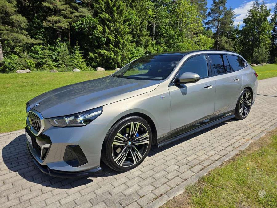 Pelēks BMW 520 2024 Telšiai, ar dzinēja tilpumu 2.00 L un nobraukumu 48 tūkst. km par 54800 €, foto 8 vietnē AUTOMOTO.COM.LV