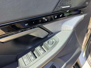 Pelēks BMW 520 2024 Telšiai, ar dzinēja tilpumu 2.00 L un nobraukumu 48 tūkst. km par 54800 €, foto 37 vietnē AUTOMOTO.COM.LV