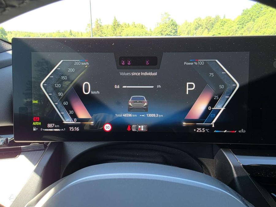 Pelēks BMW 520 2024 Telšiai, ar dzinēja tilpumu 2.00 L un nobraukumu 48 tūkst. km par 54800 €, foto 42 vietnē AUTOMOTO.COM.LV