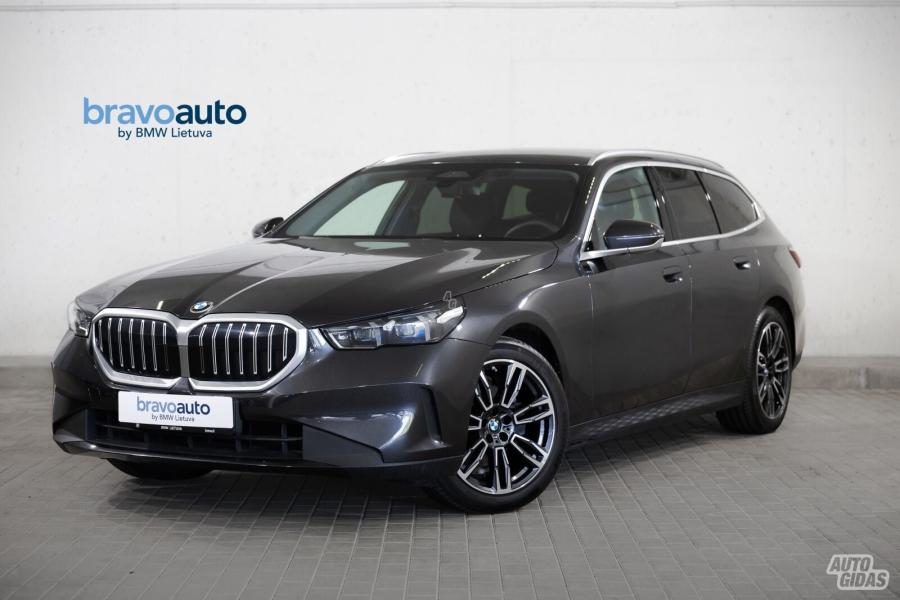 Pelēks BMW 520 2024 Viļņa, ar dzinēja tilpumu 2.00 L un nobraukumu 35 tūkst. km par 41991 €, foto 1 vietnē AUTOMOTO.COM.LV