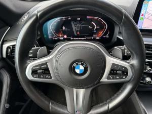 Grey BMW 520 2024 in Vilnius, with an engine capacity of 2.00 L and mileage of 41 thousand km for 32950 €, photo 7 on AUTOMOTO.COM.LV