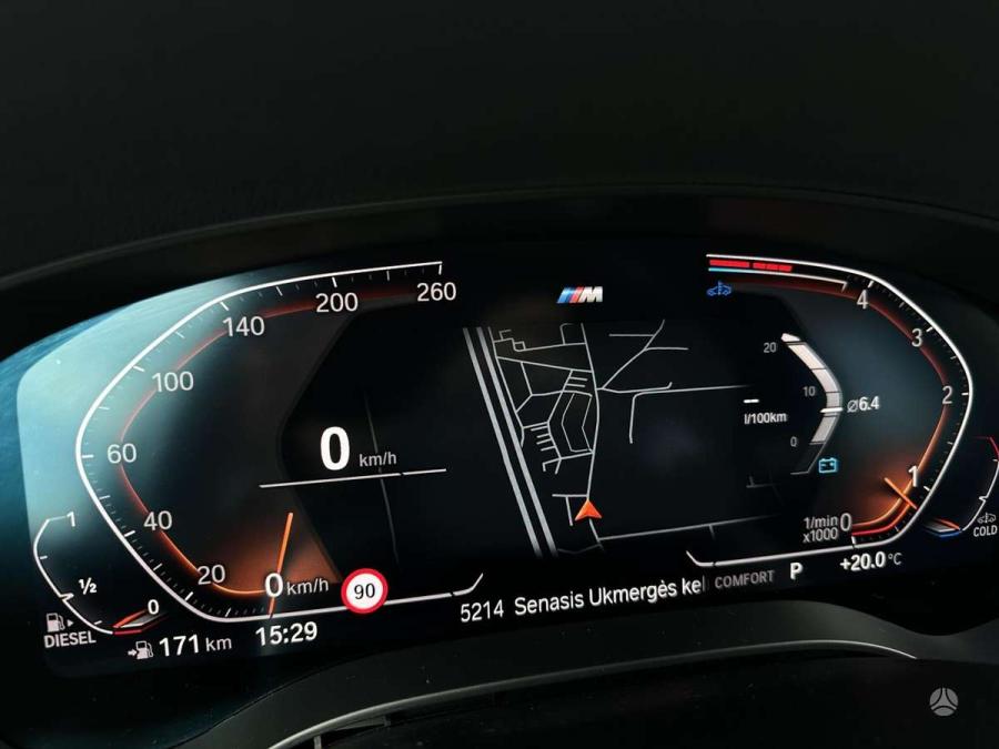Grey BMW 520 2024 in Vilnius, with an engine capacity of 2.00 L and mileage of 41 thousand km for 32950 €, photo 8 on AUTOMOTO.COM.LV