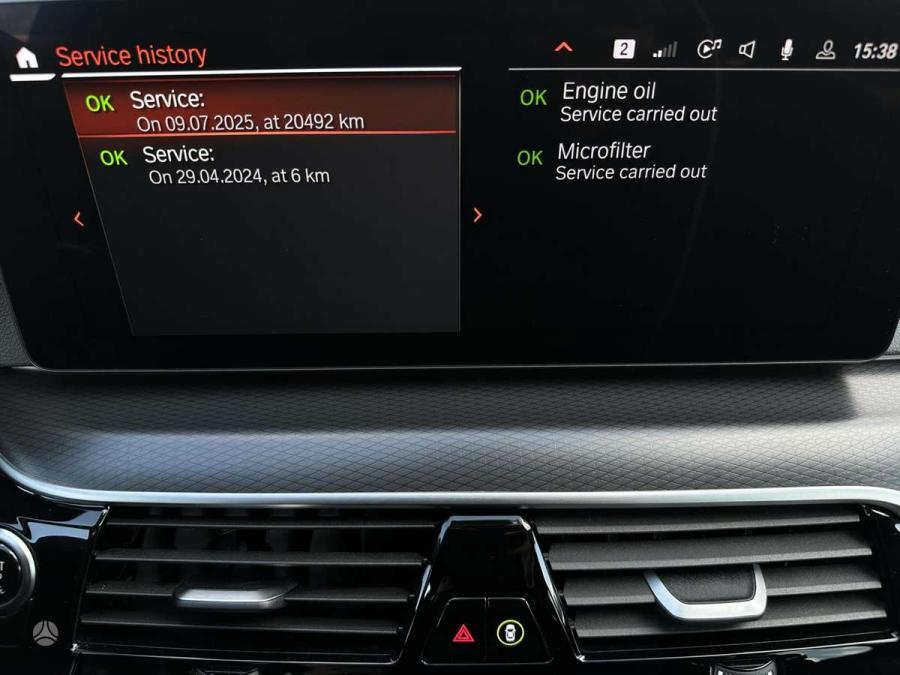 Grey BMW 520 2024 in Vilnius, with an engine capacity of 2.00 L and mileage of 41 thousand km for 32950 €, photo 19 on AUTOMOTO.COM.LV