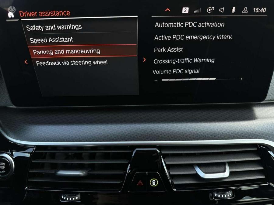 Grey BMW 520 2024 in Vilnius, with an engine capacity of 2.00 L and mileage of 41 thousand km for 32950 €, photo 21 on AUTOMOTO.COM.LV