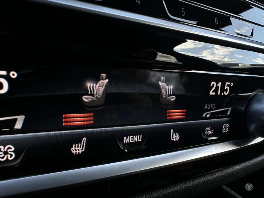Grey BMW 520 2024 in Vilnius, with an engine capacity of 2.00 L and mileage of 41 thousand km for 32950 €, photo 26 on AUTOMOTO.COM.LV