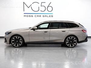 Grey BMW 520 2024 in Riga, with an engine capacity of 2.00 L and mileage of 69 thousand km for 49990 €, photo 7 on AUTOMOTO.COM.LV