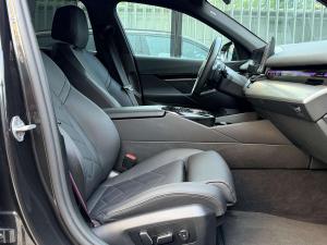 Grey BMW 520 2025 in Vilnius, with an engine capacity of 2.00 L and mileage of 19 thousand km for 49900 €, photo 26 on AUTOMOTO.COM.LV