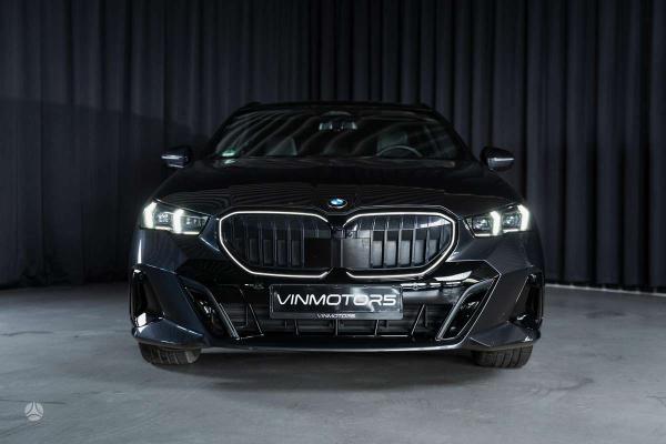 BMW 520 2025 Viļņa vietnē Pelēks BMW 520 2025 Viļņa, ar dzinēja tilpumu 2.00 L un nobraukumu 39 tūkst. km par 54999 €, foto 3 vietnē AUTOMOTO.COM.LV